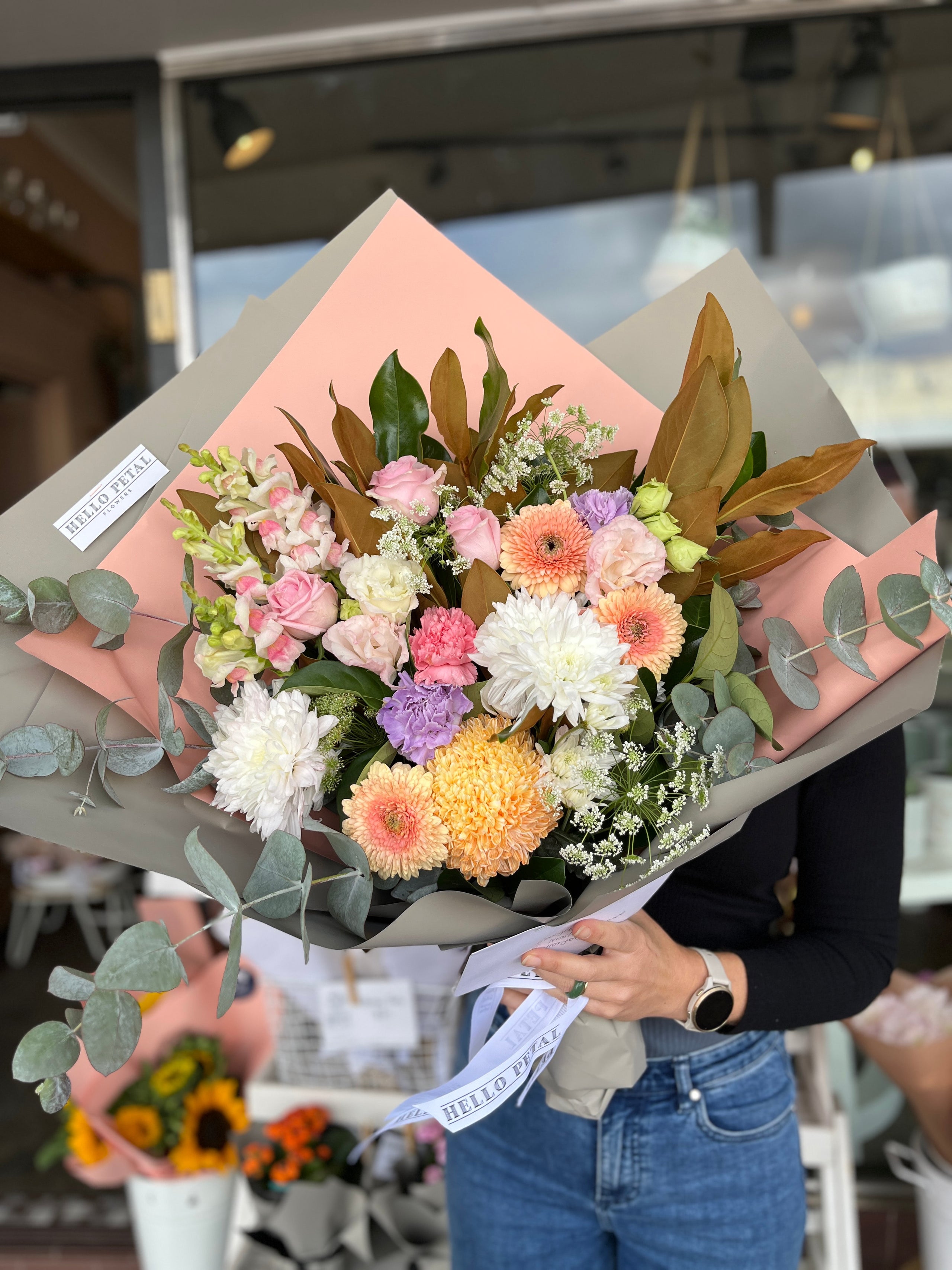 Hello petal flowers store